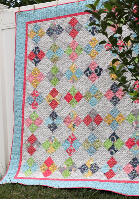 Daisy Days summer quilt - Diary of a Quilter - a quilt blog