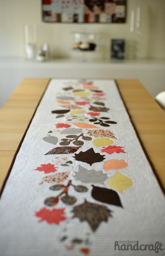 Fall Table Runner Ideas and Tutorials - Diary of a Quilter