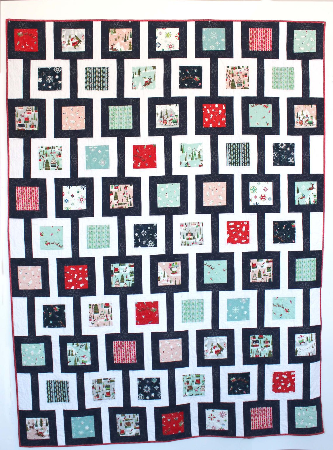 Chain Link - beginner-friendly modern quilt pattern