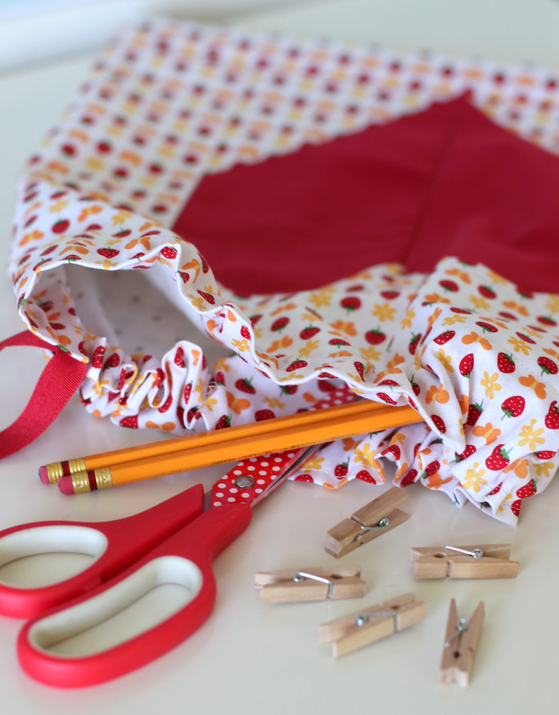 Easy Heart Lined Drawstring Bag Tutorial