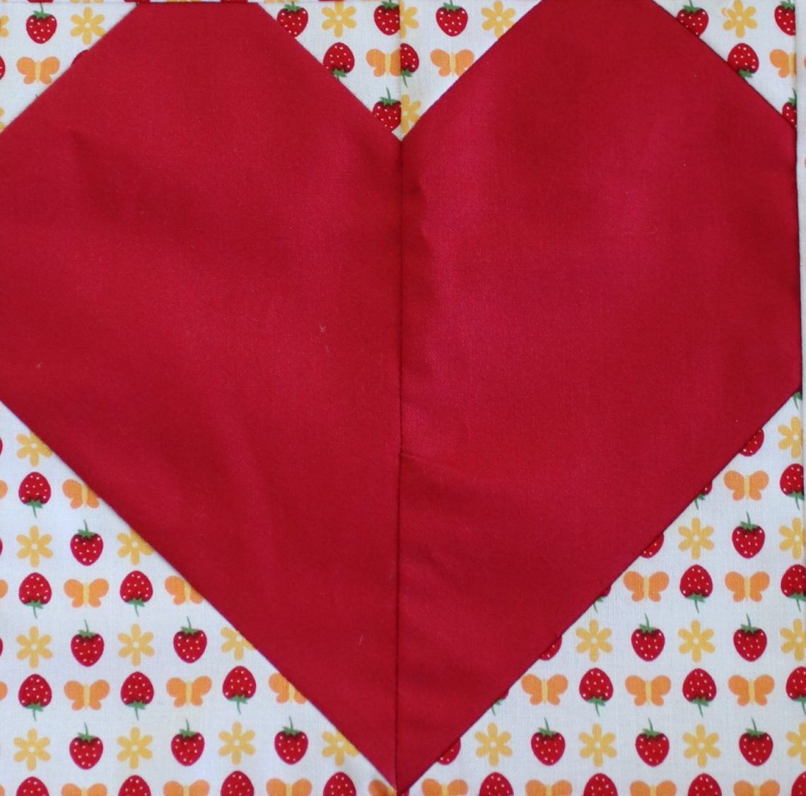Easy Heart Lined Drawstring Bag Tutorial