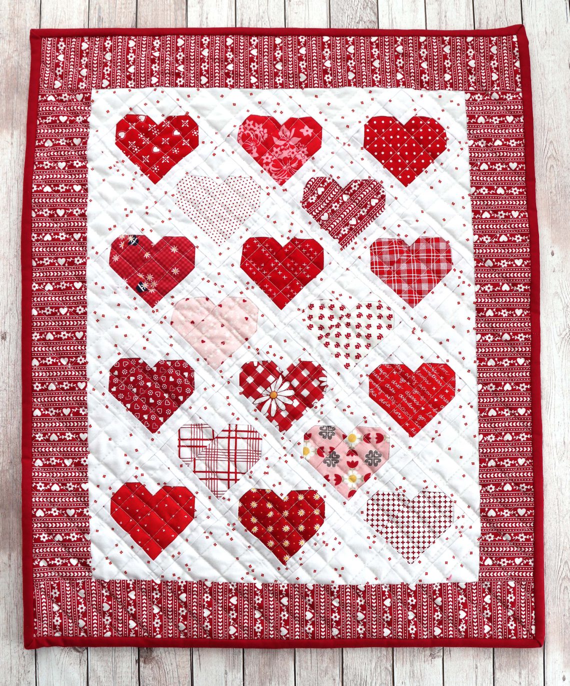 Valentine Mini Quilt - Diary of a Quilter - a quilt blog