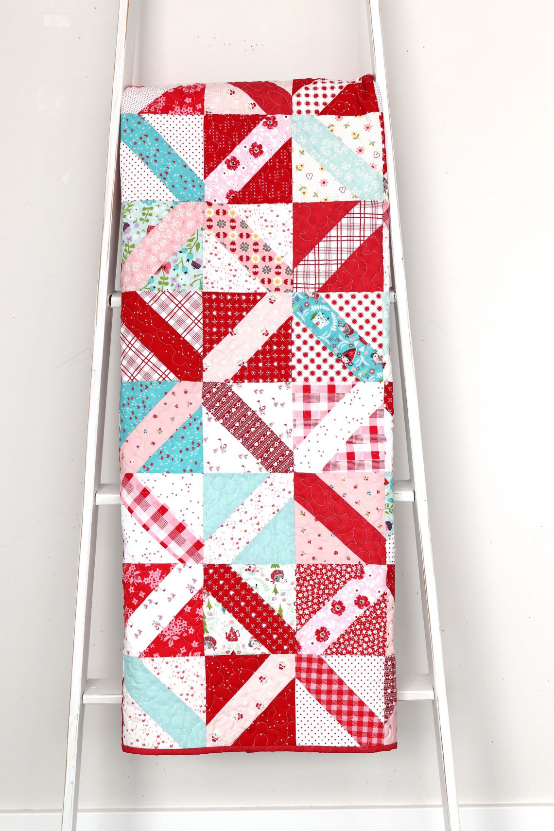 Crossweave Crib Quilt - Precuts Friendly - Diary of a Quilter - a quilt ...