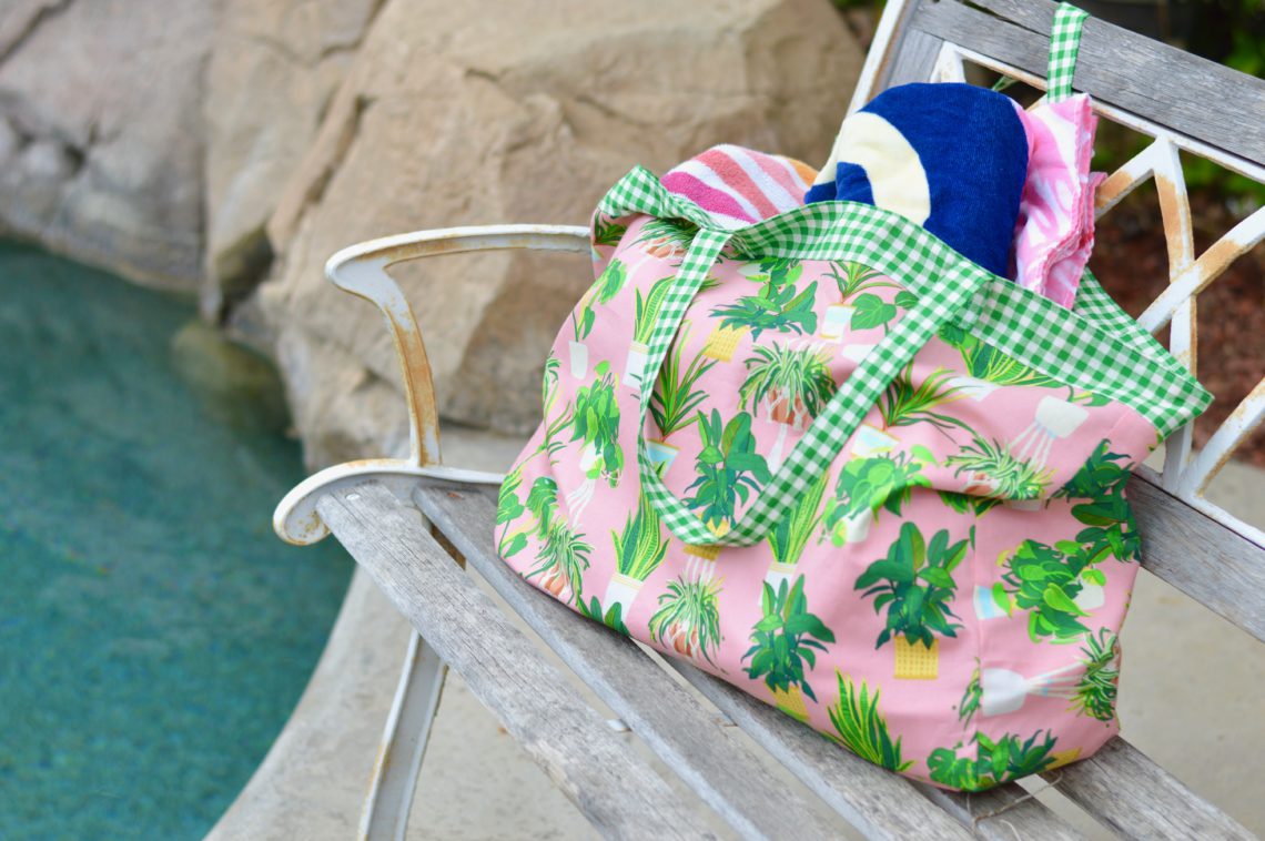 Reversible Tote Bag Tutorial | Bags | Diary of a Quilter