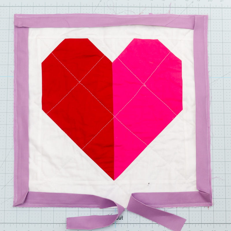 Valentines Heart Block Mini Quilt Pattern - Diary of a Quilter - a ...