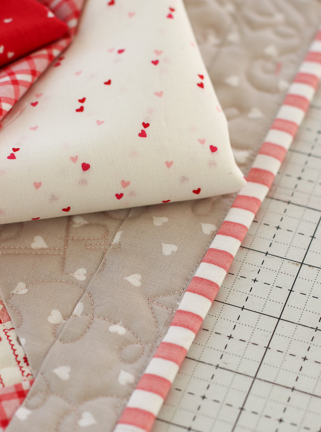 Free Valentine Mini Quilt Pattern - Diary of a Quilter - a quilt blog