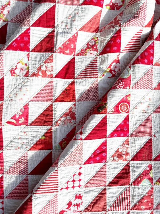 Red + White Quilts - Diary of a Quilter - a quilt blog