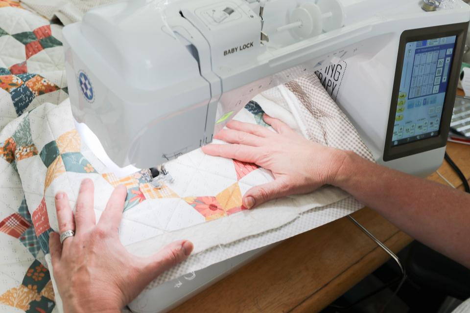 Machine Quilting Tips + Using a "Cheater Quilt" for Practice - Diary of ...