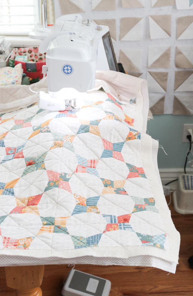 Machine Quilting Tips + Using a "Cheater Quilt" for Practice - Diary of ...