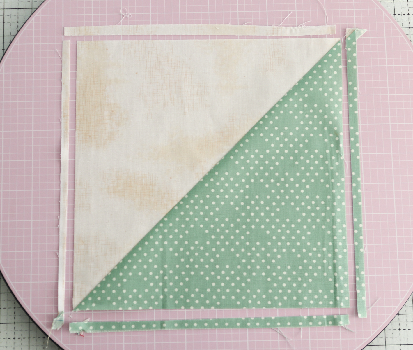 Baby Star Quilt Free Pattern - Diary of a Quilter - a quilt blog