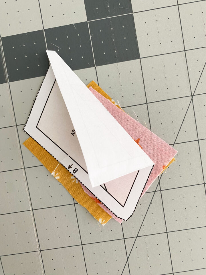 Foundation Paper Piecing Tutorial with Liza Taylor - Diary of a Quilter ...