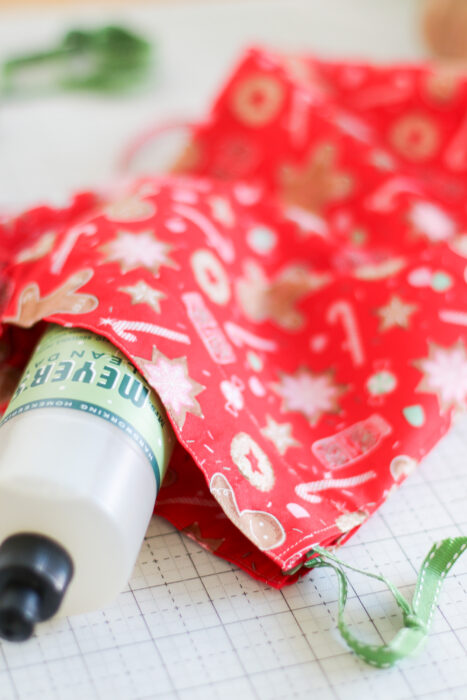 Fat Quarter Drawstring Bag Tutorial | Diary of a Quilter