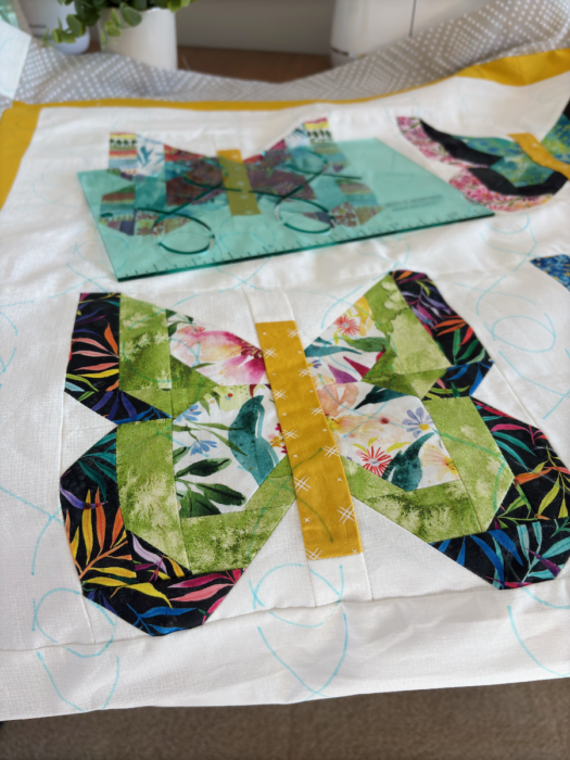 Building Your Confidence in Free Motion Quilting with Stencils - Diary ...